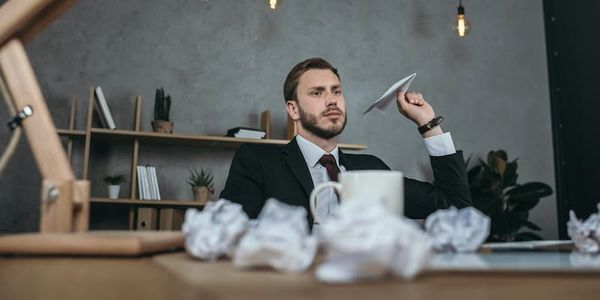 7 Signs Your Boss Is Getting You Replaced [& What To Do About It]